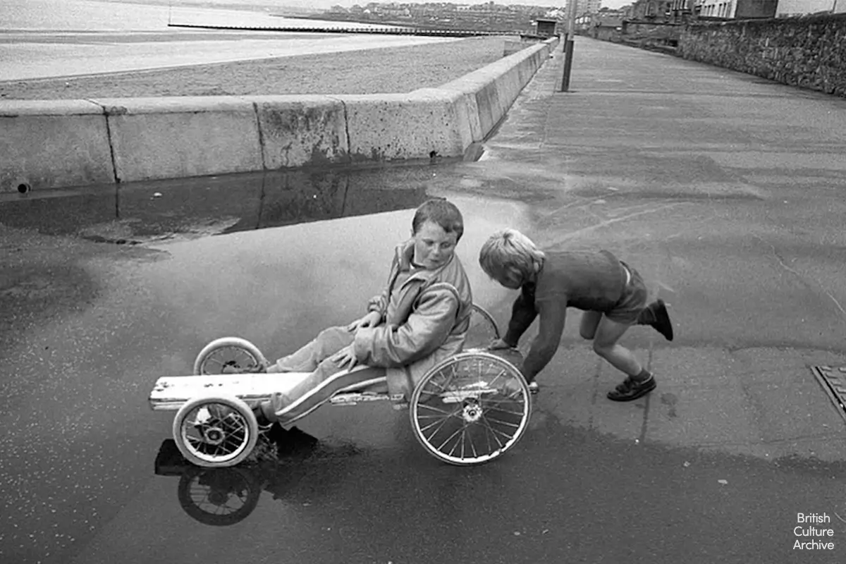 Edinburgh in the 1980s | Photographs by Graham MacIndoe