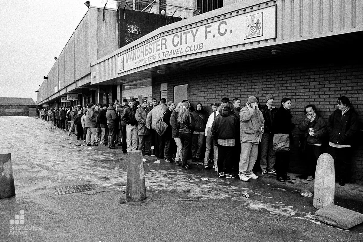 Oasis Fans, Maine Road, 1996 | British Culture Archive